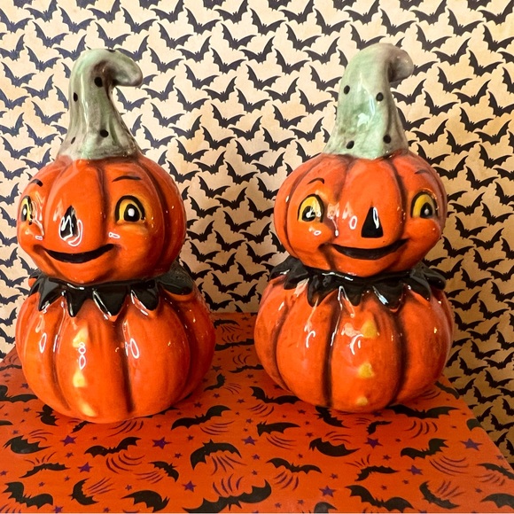 johanna parker | Holiday | Set Of 2 Halloween Stacked Jol Pumpkins Salt ...
